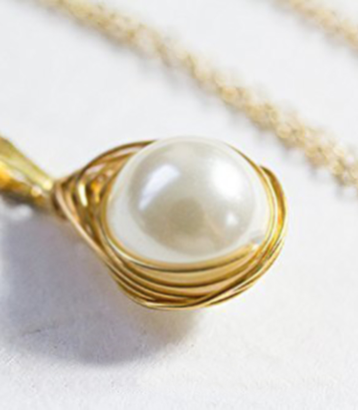 Edelsteinschmuck und Perlenschmuck aus eigenem Atelier